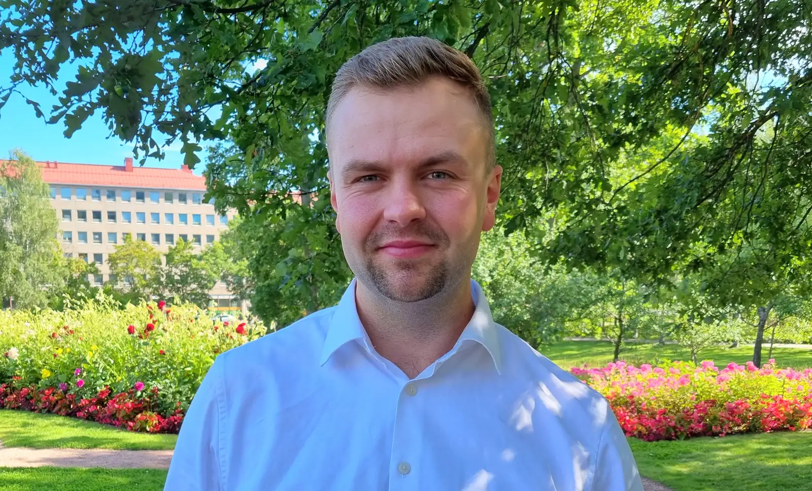 Tätä ei tv:ssä: Maajussi-Perttu lataa ikävistä treffeistä ...